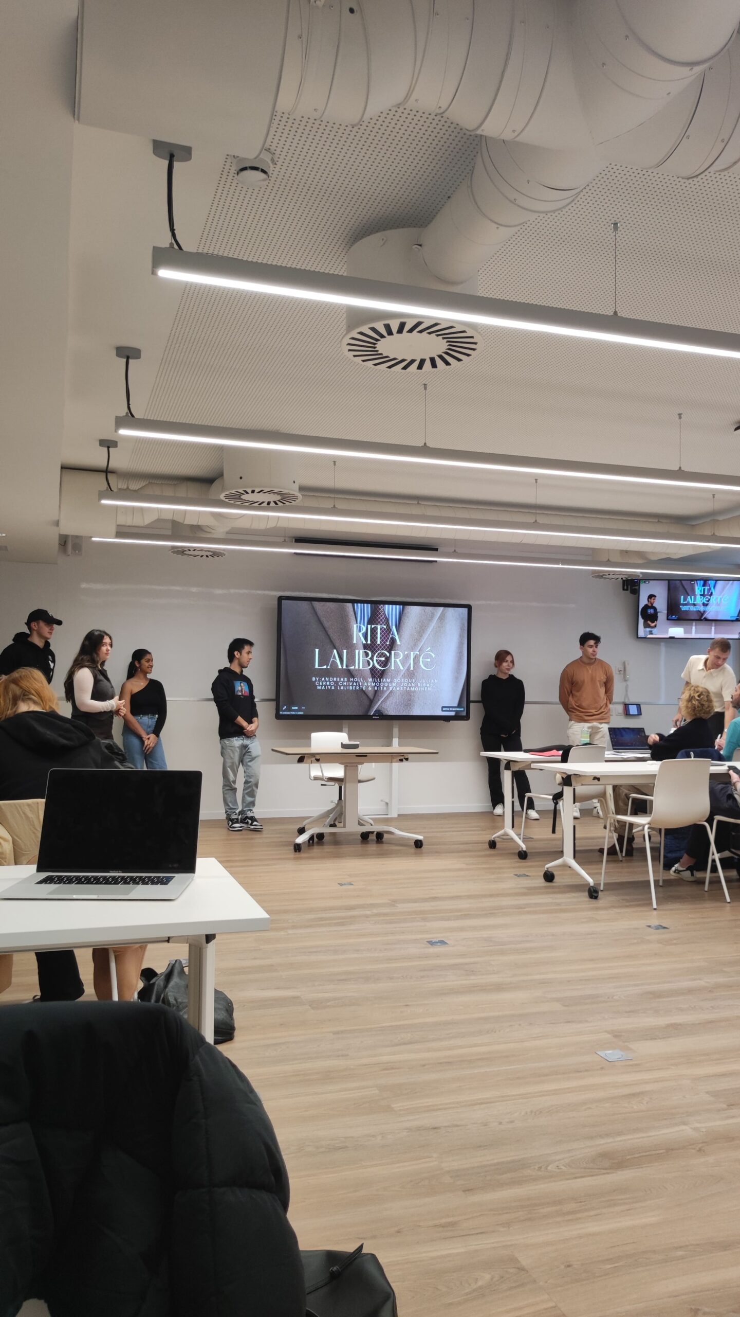 Bachelor in Management students' concept store projects - TBS Barcelona